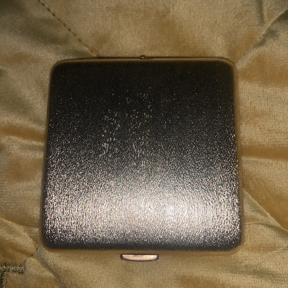 Vintage 1960 Avon Makeup Compact! - Gem
